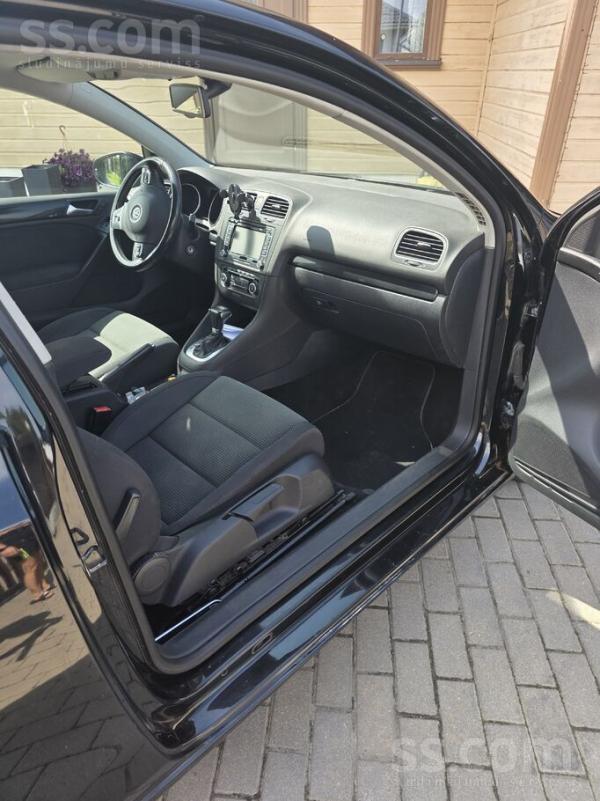 Melns Volkswagen Golf 2010 Rīga, ar dzinēja tilpumu 2.00 L un nobraukumu 280 tūkst. km par 3650 €, foto 6 vietnē AUTOMOTO.COM.LV