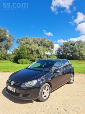 Black Volkswagen Golf 2010 in Riga, with an engine capacity of 1.60 L and mileage of 299 thousand km for 2500 €, photo 3 on AUTOMOTO.COM.LV