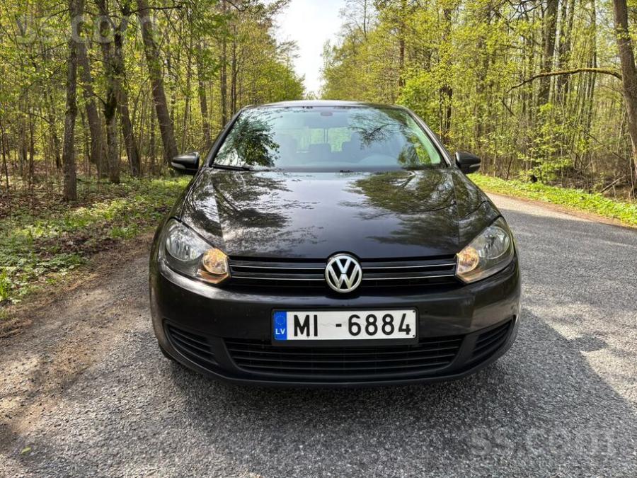 Melns Volkswagen Golf 2010 Rīga, ar dzinēja tilpumu 1.60 L un nobraukumu 275 tūkst. km par 4100 €, foto 8 vietnē AUTOMOTO.COM.LV