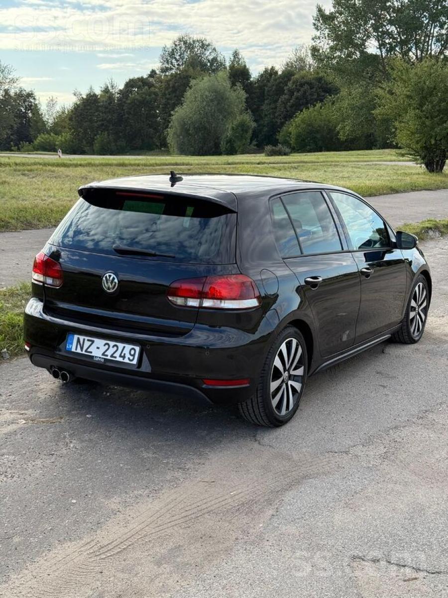 Melns Volkswagen Golf 2010 Rīga, ar dzinēja tilpumu 2.00 L un nobraukumu 320 tūkst. km par 6300 €, foto 5 vietnē AUTOMOTO.COM.LV