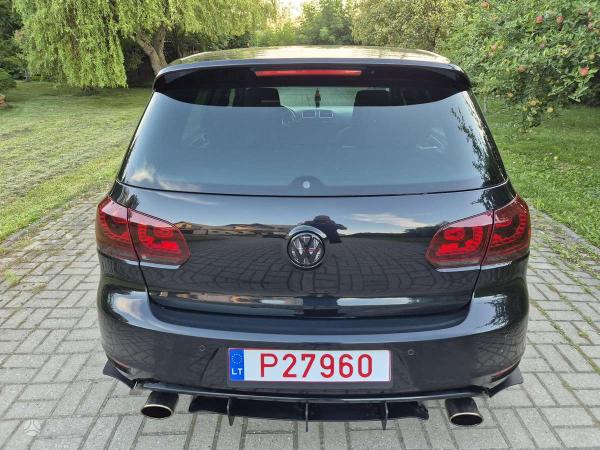 Black Volkswagen Golf 2010 in Kaunas, with an engine capacity of 1.98 L and mileage of 195 thousand km for 8800 €, photo 8 on AUTOMOTO.COM.LV