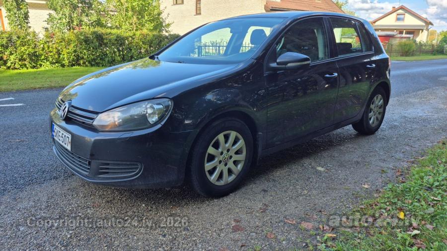 Melns Volkswagen Golf 2010 Tartu, ar dzinēja tilpumu 1.60 L un nobraukumu 360 tūkst. km par 2499 €, foto 4 vietnē AUTOMOTO.COM.LV