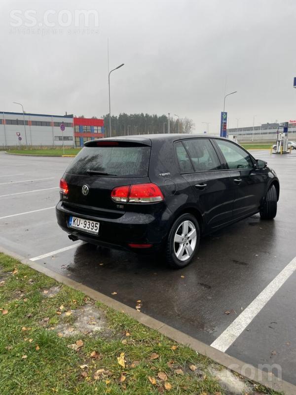 Melns Volkswagen Golf 2010 Rīga, ar dzinēja tilpumu 1.40 L un nobraukumu 287 tūkst. km par 3290 €, foto 7 vietnē AUTOMOTO.COM.LV