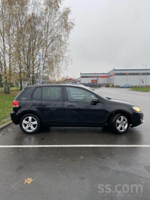 Melns Volkswagen Golf 2010 Rīga, ar dzinēja tilpumu 1.40 L un nobraukumu 287 tūkst. km par 3290 €, foto 8 vietnē AUTOMOTO.COM.LV