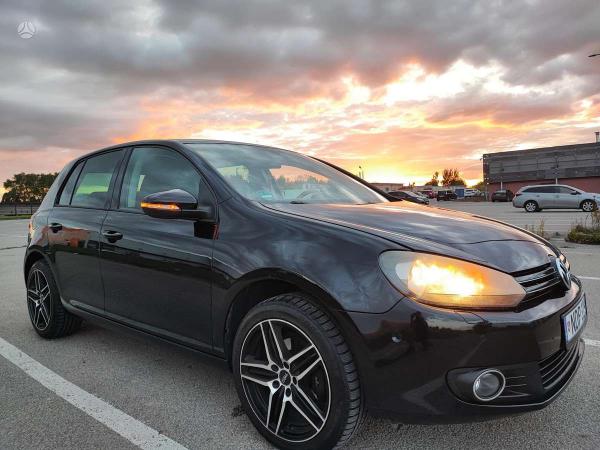 Black Volkswagen Golf 2010 in Siauliai, with an engine capacity of 1.60 L and mileage of 350 thousand km for 4000 €, photo 6 on AUTOMOTO.COM.LV