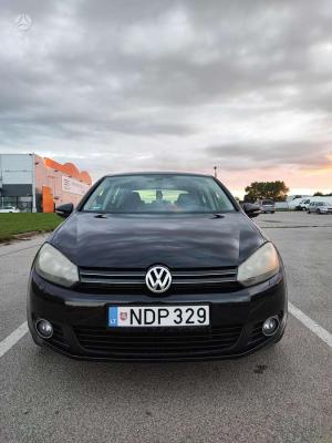Melns Volkswagen Golf 2010 Šauļi, ar dzinēja tilpumu 1.60 L un nobraukumu 350 tūkst. km par 4000 €, foto 7 vietnē AUTOMOTO.COM.LV