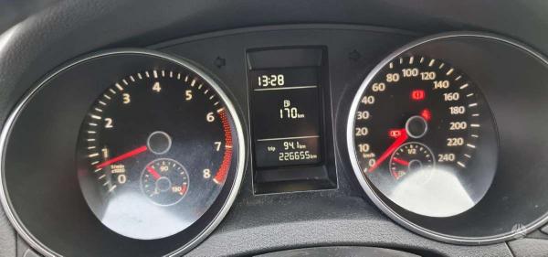 Melns Volkswagen Golf 2011 Šauļi, ar dzinēja tilpumu 1.39 L un nobraukumu 227 tūkst. km par 4600 €, foto 11 vietnē AUTOMOTO.COM.LV