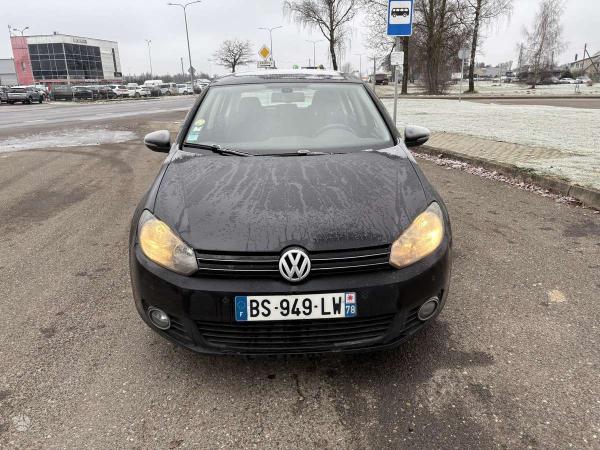 Black Volkswagen Golf 2011 in Taurage, with an engine capacity of 1.60 L and mileage of 316 thousand km for 3200 €, photo 8 on AUTOMOTO.COM.LV