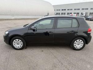 Melns Volkswagen Golf 2011 Marijampole, ar dzinēja tilpumu 1.39 L un nobraukumu 158 tūkst. km par 3499 €, foto 8 vietnē AUTOMOTO.COM.LV