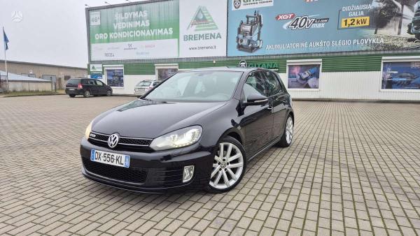 Black Volkswagen Golf 2011 in Taurage, with an engine capacity of 1.97 L and mileage of 330 thousand km for 6500 €, photo 1 on AUTOMOTO.COM.LV