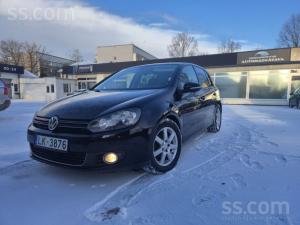 Melns Volkswagen Golf 2011 Rīga, ar dzinēja tilpumu 1.60 L un nobraukumu 400 tūkst. km par 3850 €, foto 2 vietnē AUTOMOTO.COM.LV