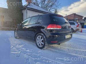 Melns Volkswagen Golf 2011 Rīga, ar dzinēja tilpumu 1.60 L un nobraukumu 400 tūkst. km par 3850 €, foto 3 vietnē AUTOMOTO.COM.LV