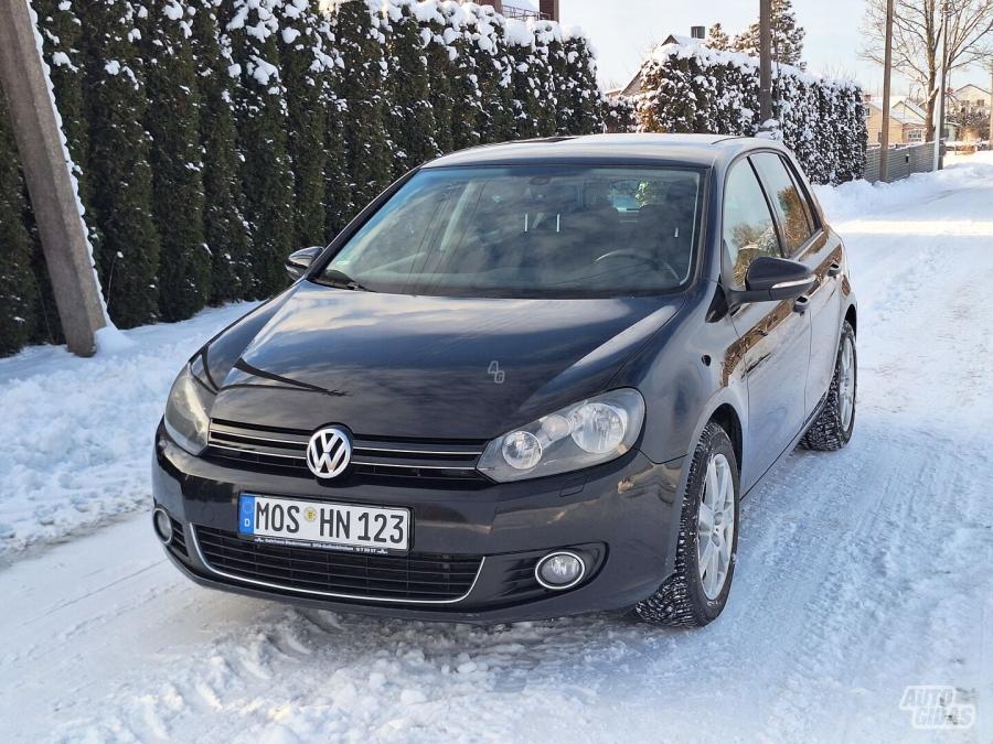 Black Volkswagen Golf 2011 in Mazeikiai, with an engine capacity of 1.60 L and mileage of 279 thousand km for 4400 €, photo 6 on AUTOMOTO.COM.LV