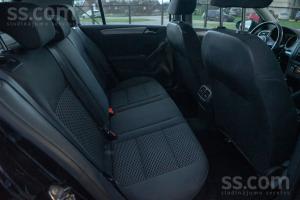 Melns Volkswagen Golf 2011 Liepāja, ar dzinēja tilpumu 1.20 L un nobraukumu 270 tūkst. km par 4000 €, foto 12 vietnē AUTOMOTO.COM.LV