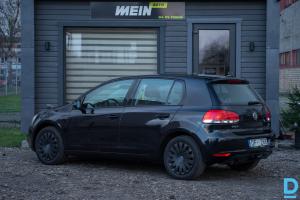 Melns Volkswagen Golf 2011 Liepāja, ar dzinēja tilpumu 1.40 L un nobraukumu 270 tūkst. km par 4000 €, foto 2 vietnē AUTOMOTO.COM.LV