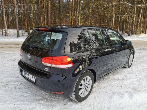 Melns Volkswagen Golf 2011 Ogre, ar dzinēja tilpumu 1.60 L un nobraukumu 331 tūkst. km par 4500 €, foto 3 vietnē AUTOMOTO.COM.LV