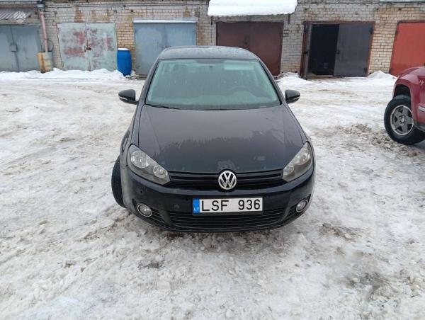 Melns Volkswagen Golf 2011 Trakai, ar dzinēja tilpumu 1.60 L un nobraukumu 245 tūkst. km par 1750 €, foto 1 vietnē AUTOMOTO.COM.LV