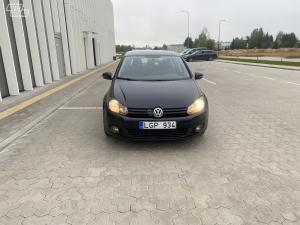 Melns Volkswagen Golf 2011 Viļņa, ar dzinēja tilpumu 1.60 L un nobraukumu 376 tūkst. km par 3700 €, foto 8 vietnē AUTOMOTO.COM.LV
