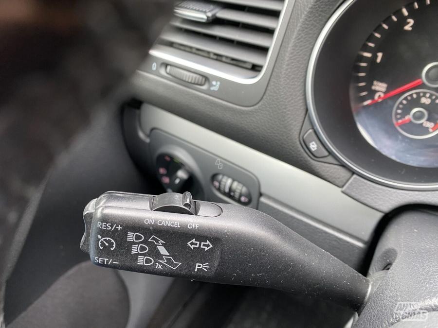 Melns Volkswagen Golf 2011 Viļņa, ar dzinēja tilpumu 1.60 L un nobraukumu 376 tūkst. km par 3700 €, foto 19 vietnē AUTOMOTO.COM.LV