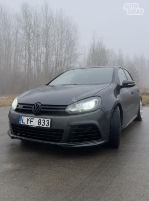 Melns Volkswagen Golf 2011 Šauļi, ar dzinēja tilpumu 2.00 L un nobraukumu 264 tūkst. km par 7000 €, foto 2 vietnē AUTOMOTO.COM.LV