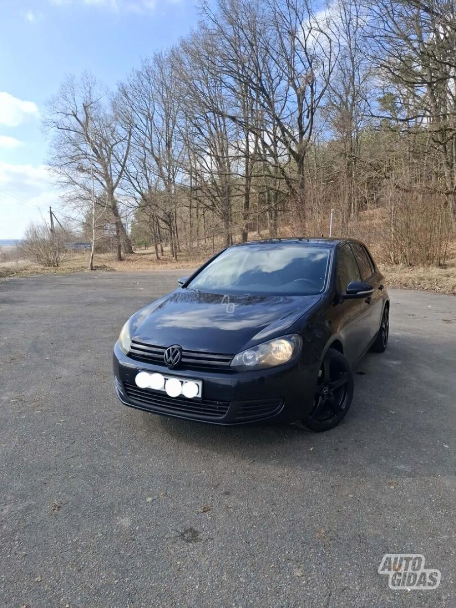 Melns Volkswagen Golf 2011 Kaišiadorys, ar dzinēja tilpumu 1.60 L un nobraukumu 267 tūkst. km par 3200 €, foto 1 vietnē AUTOMOTO.COM.LV
