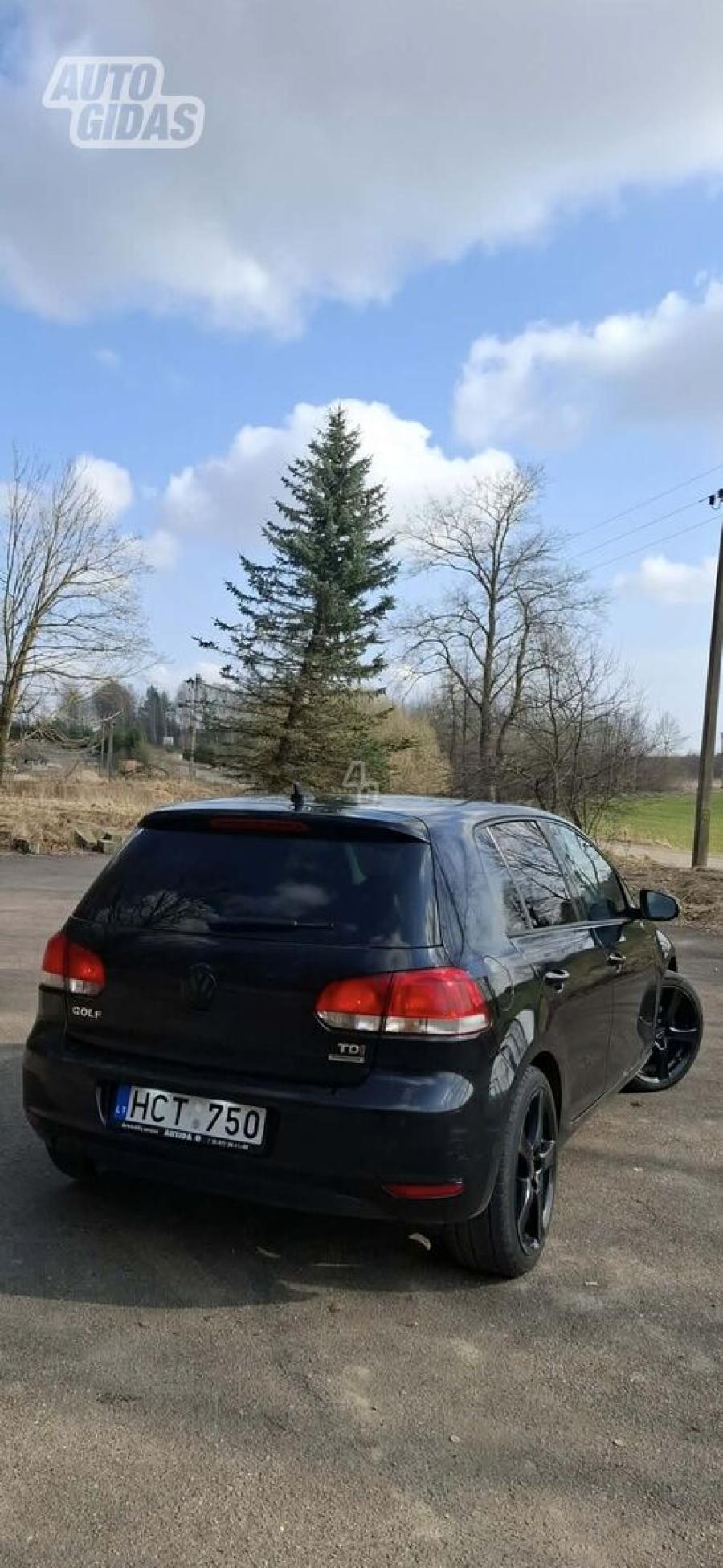 Melns Volkswagen Golf 2011 Kaišiadorys, ar dzinēja tilpumu 1.60 L un nobraukumu 267 tūkst. km par 3200 €, foto 5 vietnē AUTOMOTO.COM.LV