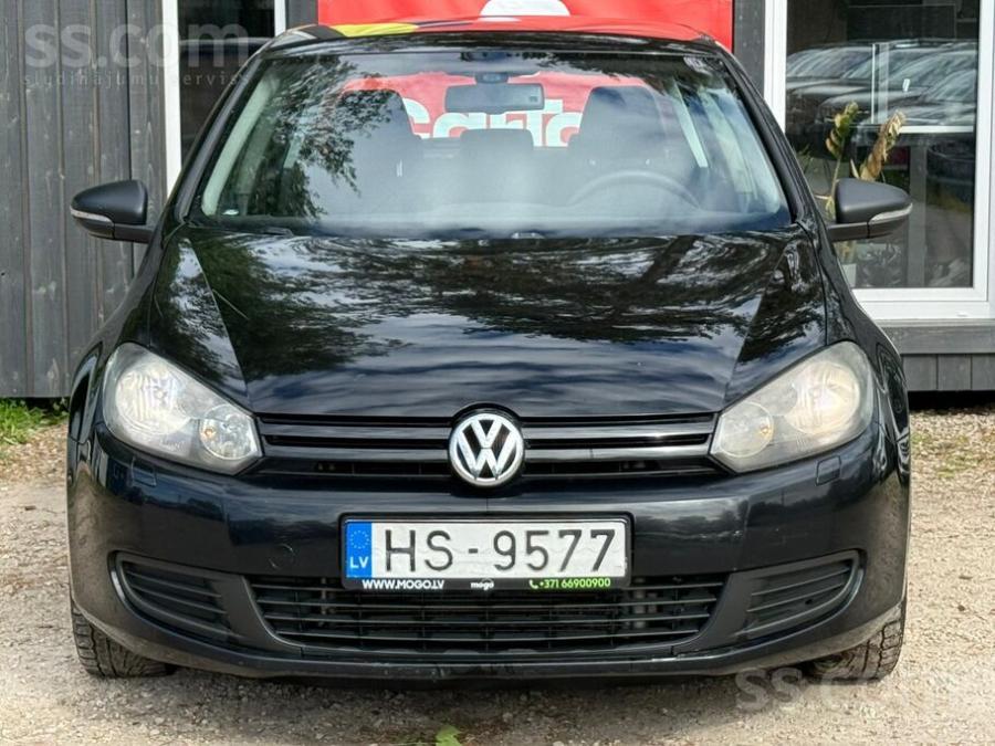 Melns Volkswagen Golf 2011 Rīga, ar dzinēja tilpumu 1.60 L un nobraukumu 476 tūkst. km par 1750 €, foto 3 vietnē AUTOMOTO.COM.LV