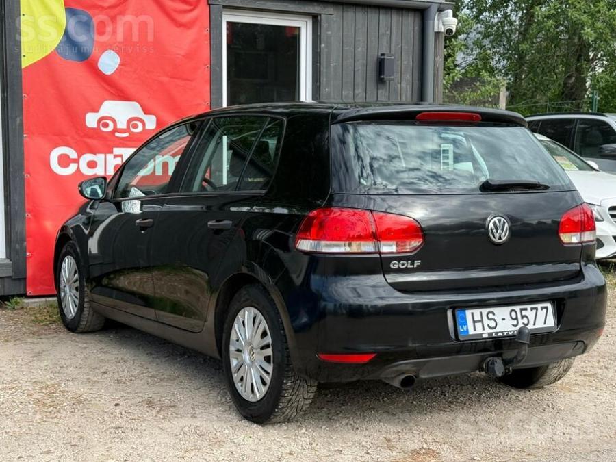 Melns Volkswagen Golf 2011 Rīga, ar dzinēja tilpumu 1.60 L un nobraukumu 476 tūkst. km par 1750 €, foto 5 vietnē AUTOMOTO.COM.LV