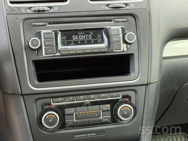 Melns Volkswagen Golf 2011 Rīga, ar dzinēja tilpumu 1.60 L un nobraukumu 476 tūkst. km par 1750 €, foto 7 vietnē AUTOMOTO.COM.LV