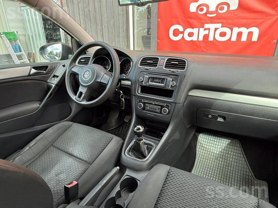 Melns Volkswagen Golf 2011 Rīga, ar dzinēja tilpumu 1.60 L un nobraukumu 476 tūkst. km par 1750 €, foto 12 vietnē AUTOMOTO.COM.LV