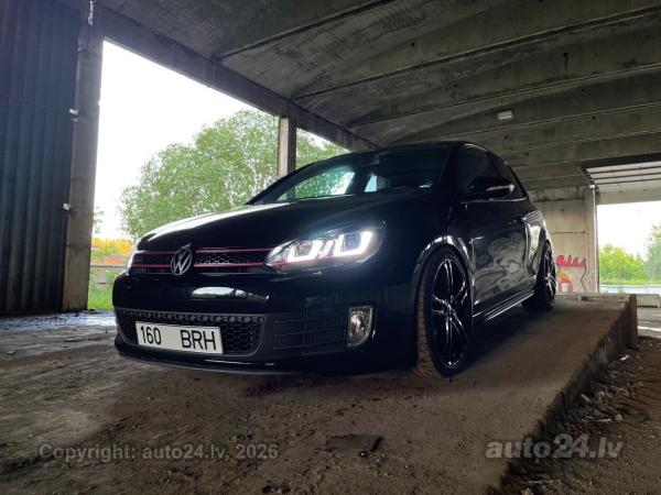 Black Volkswagen Golf 2011 in Tallinn, with an engine capacity of 2.00 L and mileage of 214 thousand km for 8800 €, photo 6 on AUTOMOTO.COM.LV