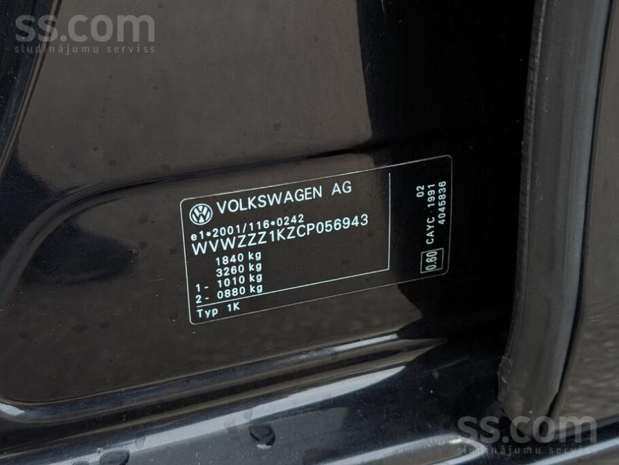 Melns Volkswagen Golf 2011 Jūrmala, ar dzinēja tilpumu 1.60 L un nobraukumu 297 tūkst. km par 2700 €, foto 30 vietnē AUTOMOTO.COM.LV