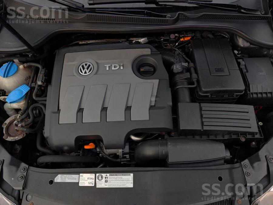 Melns Volkswagen Golf 2011 Jūrmala, ar dzinēja tilpumu 1.60 L un nobraukumu 297 tūkst. km par 2700 €, foto 32 vietnē AUTOMOTO.COM.LV