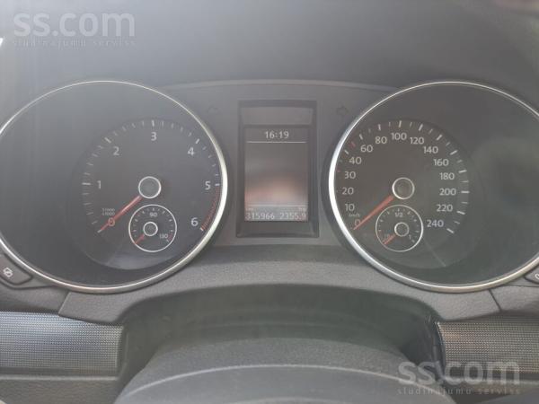 Melns Volkswagen Golf 2011 Rīga, ar dzinēja tilpumu 1.60 L un nobraukumu 316 tūkst. km par 2800 €, foto 9 vietnē AUTOMOTO.COM.LV