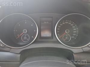 Black Volkswagen Golf 2011 in Riga, with an engine capacity of 1.60 L and mileage of 316 thousand km for 2800 €, photo 10 on AUTOMOTO.COM.LV