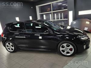 Melns Volkswagen Golf 2011 Cēsis, ar dzinēja tilpumu 2.00 L un nobraukumu 139 tūkst. km par 9450 €, foto 4 vietnē AUTOMOTO.COM.LV