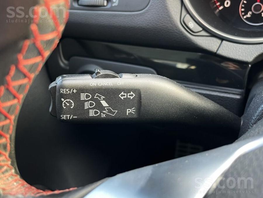 Melns Volkswagen Golf 2011 Cēsis, ar dzinēja tilpumu 2.00 L un nobraukumu 139 tūkst. km par 9450 €, foto 15 vietnē AUTOMOTO.COM.LV