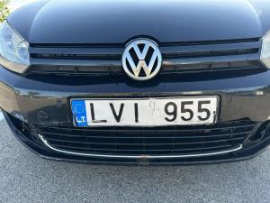 Melns Volkswagen Golf 2011 Viļņa, ar dzinēja tilpumu 1.60 L un nobraukumu 350 tūkst. km par 2200 €, foto 6 vietnē AUTOMOTO.COM.LV