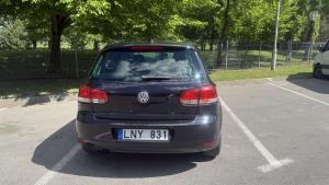 Black Volkswagen Golf 2011 in Kaunas, with an engine capacity of 1.60 L and mileage of 268 thousand km for 4800 €, photo 7 on AUTOMOTO.COM.LV