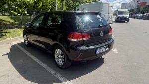 Black Volkswagen Golf 2011 in Kaunas, with an engine capacity of 1.60 L and mileage of 268 thousand km for 4800 €, photo 8 on AUTOMOTO.COM.LV