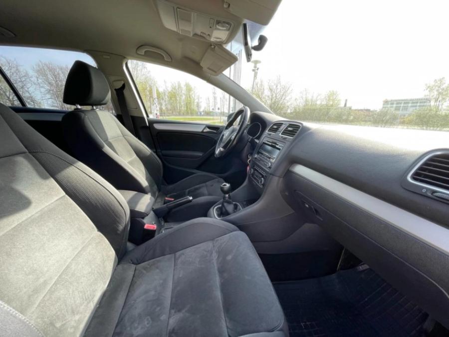 Melns Volkswagen Golf 2011 Rīga, ar dzinēja tilpumu 1.60 L un nobraukumu 0 tūkst. km par 4500 €, foto 9 vietnē AUTOMOTO.COM.LV