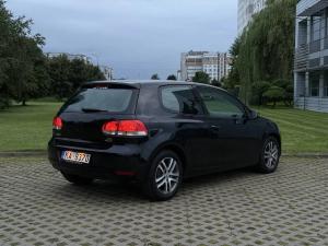 Melns Volkswagen Golf 2011 Rīga, ar dzinēja tilpumu 1.60 L un nobraukumu 258 tūkst. km par 2440 €, foto 6 vietnē AUTOMOTO.COM.LV