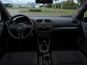 Melns Volkswagen Golf 2011 Rīga, ar dzinēja tilpumu 1.60 L un nobraukumu 258 tūkst. km par 2440 €, foto 10 vietnē AUTOMOTO.COM.LV