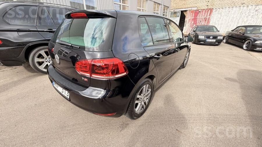 Black Volkswagen Golf 2011 in Daugavpils, with an engine capacity of 1.40 L and mileage of 155 thousand km for 3500 €, photo 8 on AUTOMOTO.COM.LV