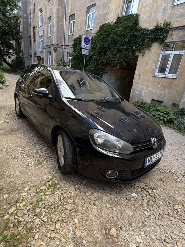 Melns Volkswagen Golf 2011 Rīga, ar dzinēja tilpumu 2.00 L un nobraukumu 288 tūkst. km par 7300 €, foto 6 vietnē AUTOMOTO.COM.LV