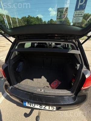 Melns Volkswagen Golf 2011 Rīga, ar dzinēja tilpumu 2.00 L un nobraukumu 288 tūkst. km par 7300 €, foto 11 vietnē AUTOMOTO.COM.LV