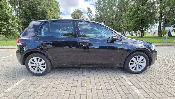 Melns Volkswagen Golf 2011 Tauragė, ar dzinēja tilpumu 1.60 L un nobraukumu 261 tūkst. km par 3150 €, foto 6 vietnē AUTOMOTO.COM.LV