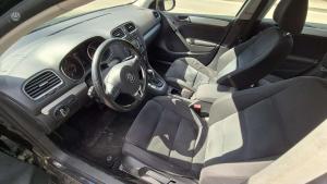 Black Volkswagen Golf 2011 in Taurage, with an engine capacity of 1.60 L and mileage of 261 thousand km for 3150 €, photo 13 on AUTOMOTO.COM.LV