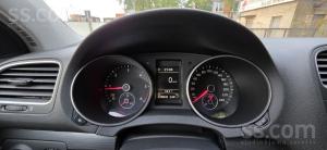 Black Volkswagen Golf 2011 in Valmiera, with an engine capacity of 1.60 L and mileage of 220 thousand km for 4300 €, photo 20 on AUTOMOTO.COM.LV