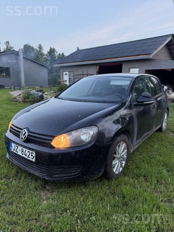 Melns Volkswagen Golf 2011 Dobele, ar dzinēja tilpumu 1.60 L un nobraukumu 771 tūkst. km par 1250 €, foto 1 vietnē AUTOMOTO.COM.LV